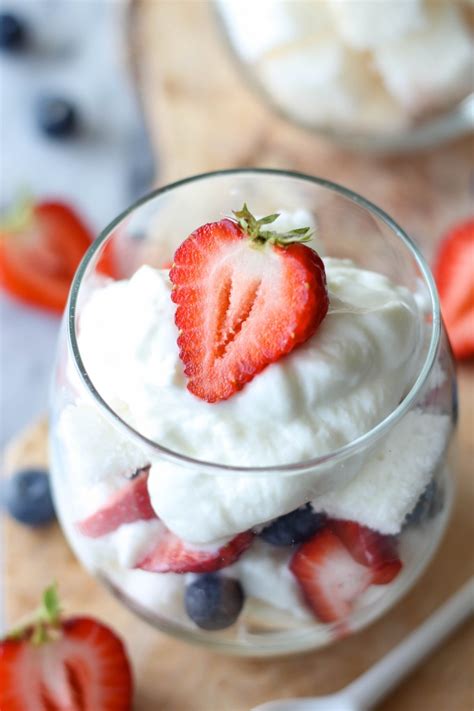 Greek Yogurt Berry Trifle Damn Delicious
