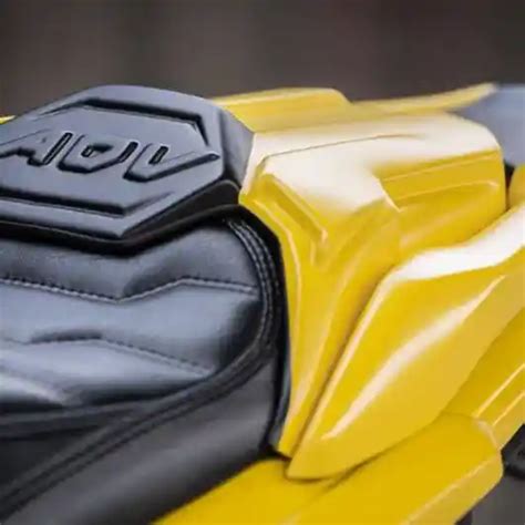 Inspirasi Modifikasi Honda ADV150 Bergaya Bumblebee