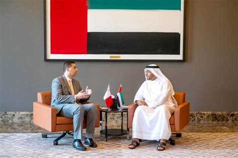 الصايغ يبحث تعزيز التعاون الاقتصادي والتجاري مع مالطا صحيفة الخليج