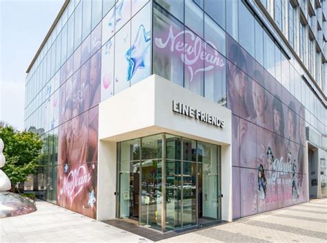 더쿠 뉴진스 버니니 굿즈 라인프렌즈 온·오프라인 매장서 선보인다