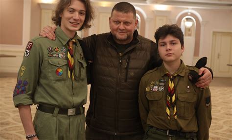 Valery Zaluzhnyi Received The Peace Light From Plast Members Plast