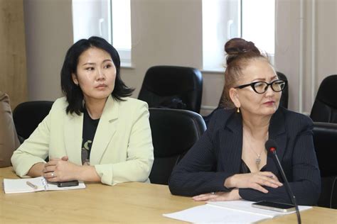 МАЛЫН УДМЫН САНГИЙН ҮНДЭСНИЙ ТӨВД АЖИЛЛАЛАА