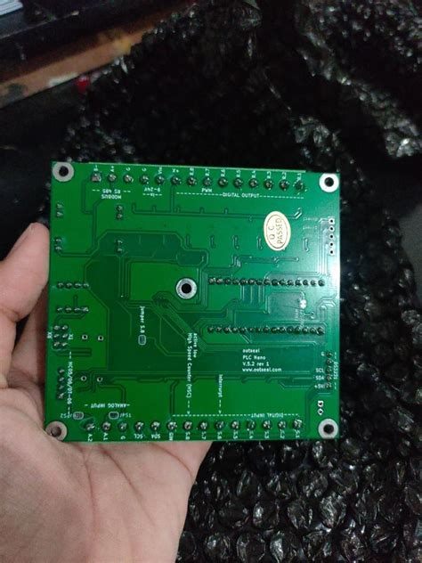 Outseal Plc V 5 Elektronik Lainnya Di Carousell