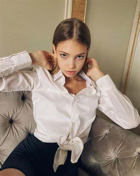 Zhenya Kotova 12042020 • Celebmafia