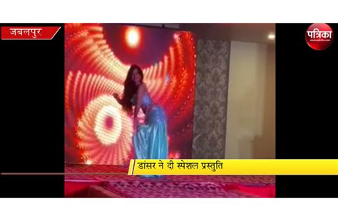शहर में आई खूबसूरत बेले डांसर वायरल हो रहा ये वीडियो Beautiful Belly