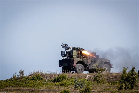 Estonian Jltv Firing Spike Lr [2000 X 1334] R Militaryporn