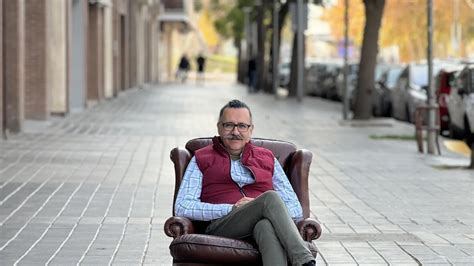 El turolense José Luis Ramos gana la Beca Emilia Pardo Bazán de Literatura Gastronómica con De