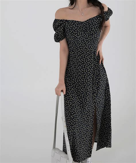 봄신상 페런 롱원피스 오프숄더 투웨이 퍼프 슬릿 꽃무늬 하트넥 플라워패턴 트임 꽃놀이룩 데이트룩 여친룩 여리여리한