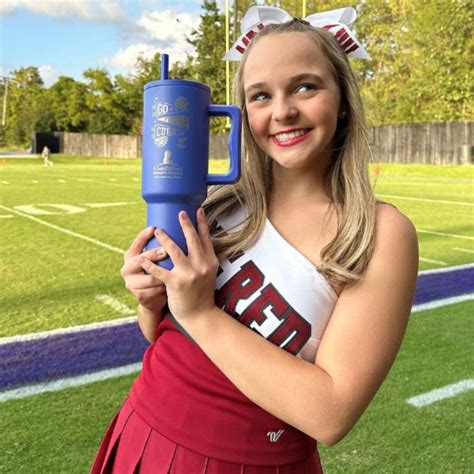 Caitlin Radecki On Linkedin One Thing About Me I Love A Good Collab Another Thing About Me I