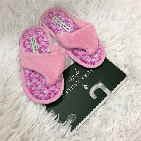 Laura Ashley Shoes Laura Ashley Girls Flip Flop Slippers S 112 Pink