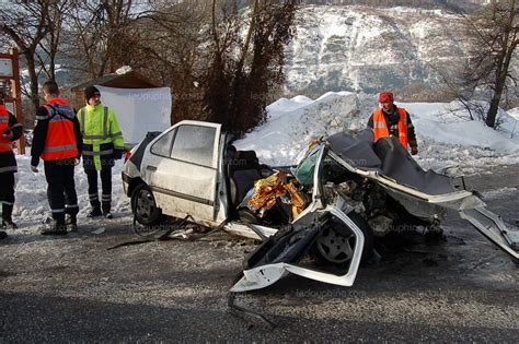Hautes Alpes Trois Morts Et Deux Blessés Graves Dans Un Accident De