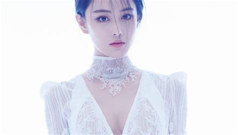 蔡依林做裸女翻糖蛋糕 默认参考自己身材【娱乐新闻】风尚中国网 时尚奢侈品新媒体平台