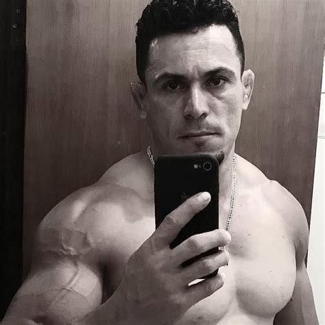 Geraldo Ferro Geraldo Ferro 32 • Threads Say More