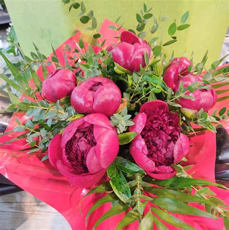 Bouquet De Pivoines Rouges Livraison Toulouse Calypso Fleurs