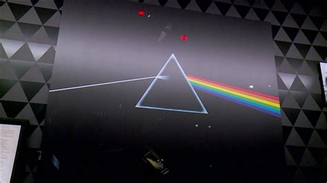 Vídeo Pink Floyd Ganha Exposição Em Londres Para Comemorar Os 50 Anos