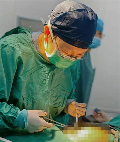 旅游度假成紧急分娩，三胞胎在闵行平安降生妇幼宝宝进行