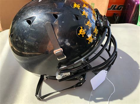 Used Medium Schutt Helmet Sidelineswap