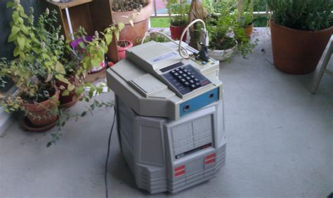 Wireless Upgrade For A Heathkit Hero 1 Robot Hackaday