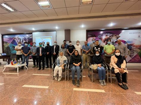 آلبوم تصاویر شتابدهنده رادمان