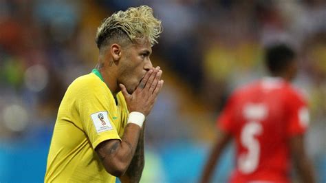 Neymar Deixa O Treino Da Seleção Brasileira Mais Cedo E Preocupa Para