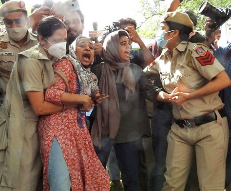 New Delhi Police Detained Jamia Millia Islamia Students During
