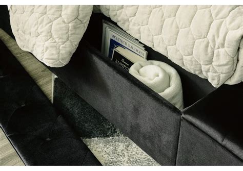 Lindenfield King Upholstered Bed With Storage