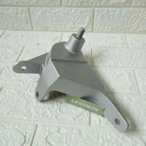Bracket Spion Kiri Bawah Hino Lohan Fm260ti Hino 500 Hino500 Dudukan