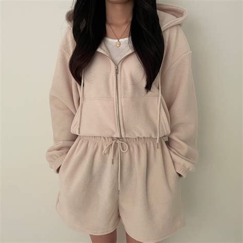 Set세트가격 꾸안꾸 루즈핏 오버핏 심플 베이직 무지 숏 후드집업 캐주얼 밴딩 쭈리 반바지 트레이닝 투피스 세트 2color 에이블리