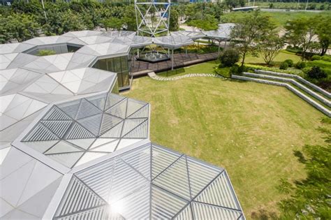 Open Architecture Develops Reconfigurable Construction System