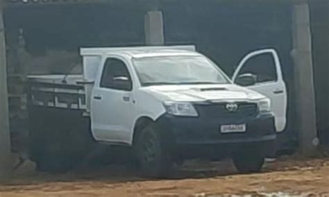 IBIRAPITANGA CAMINHONETE CARREGADA CACAU É TOMADA DE ASSALTO Ubaitaba Urgente