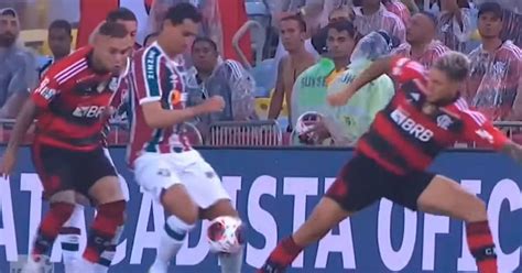 Fluminense questiona arbitragem por ignorar entrada violenta de Pedro em Ganso e lembra expulsão