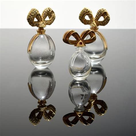 3 Elizabeth Taylor Perfume Bottles Sold At Auction On 7th November