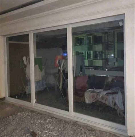 Pristine White UPVC 3 Track Sliding Door For Home Exterior At 580
