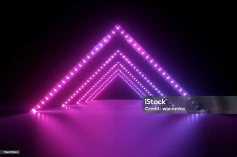 3d 렌더링 추상 네온 배경 자외선의 패션 연단 공연 무대 장식 빛나는 삼각형 모양 삼각형 아케이드와 조명 나이트 클럽 복도 문에 대한 스톡 사진 및 기타 이미지 Istock