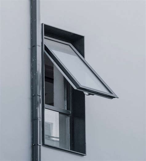 What Is Awning Window