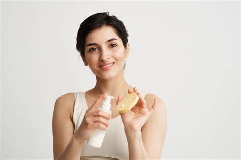 Skin Layering What Is The Correct Order Of Applying Skincare