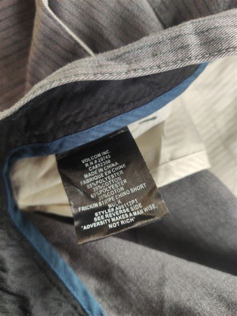 Volcom Corpo Class Short Mens Fashion Bottoms Shorts On Carousell