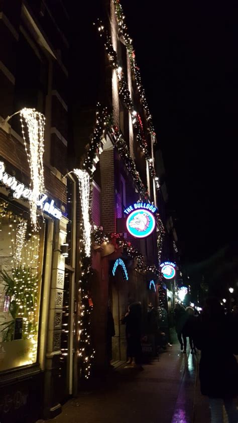 Barrio Rojo En Ámsterdam Luces Rojas Y ¡acción El Viajero Experto