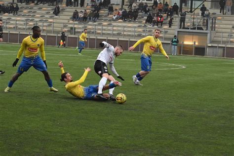 Michel Delph Après Le Partage Dans Le Derby Bruxellois Jette Est Le