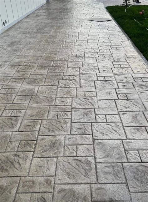 Grand Ashlar Tile Flooring Service At ₹ 95sq Ft In Navi Mumbai Id