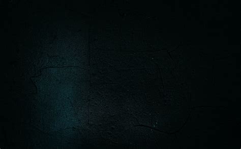 균열이있는 바위 표면 블랙 텍스처 돌 배경 어두운 대리석 바위 질감 바위 더미 페인트 반점 벽 그런 지 거친 구조 추상적인 질감 배경 주제에 대한 스톡 사진 및 기타 이미지