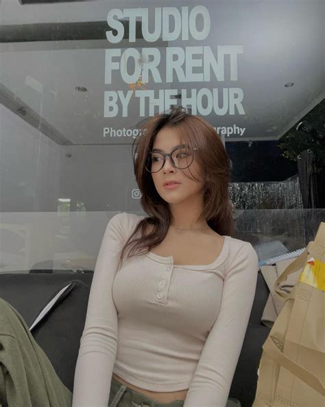 Chelsea Van Meijr R Indonesiangirlsonly