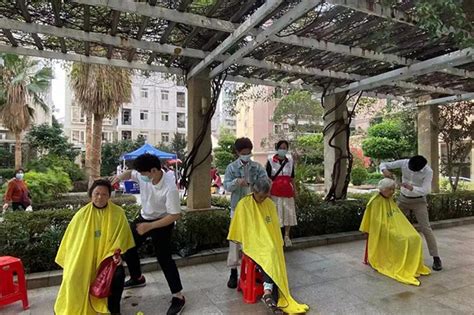 义诊义剪进社区 浓浓关怀暖人心 物业新闻 南枫集团 韶关南枫集团