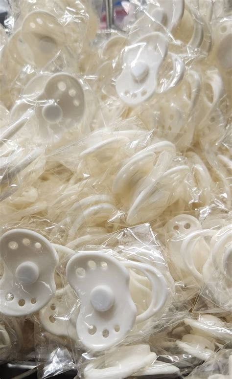 5 Pc Magnetic Pacifiers For Reborn Doll Etsy