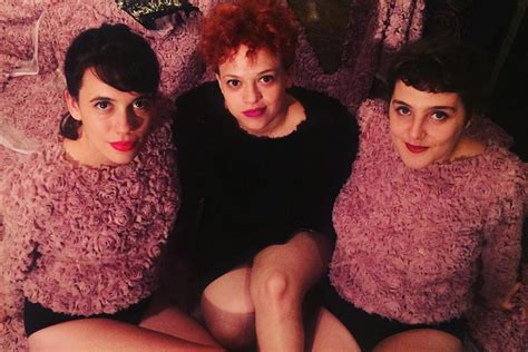 Miau Trio Intimo Circular Mundo Untref