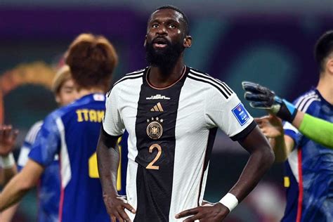 【w杯】「傲慢で無礼な行為」 独代表リュディガー、日本戦の奇行ステップ波紋拡大「日本人選手をあざ笑う振る舞い」 フットボールゾーン