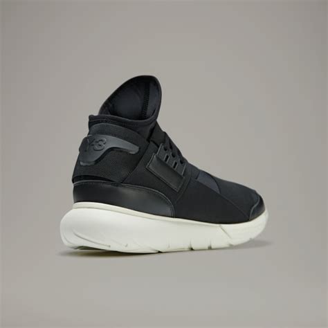 Y3 Qasa Sale Online