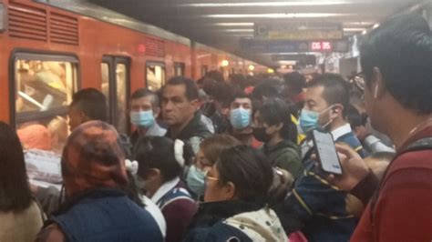 chilango Metro de CDMX Hay retrasos en las líneas 2 6 8 y A