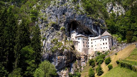 Картинки гора скеля дерева фортеця краса обои 1920x1080 картинка №557813