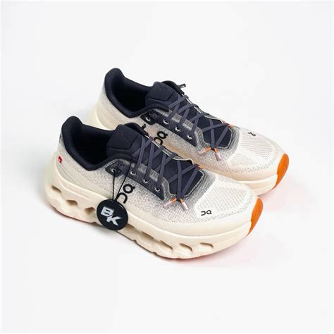 Jual On Cloudtilt Iron Dew Wmns Shopee Indonesia